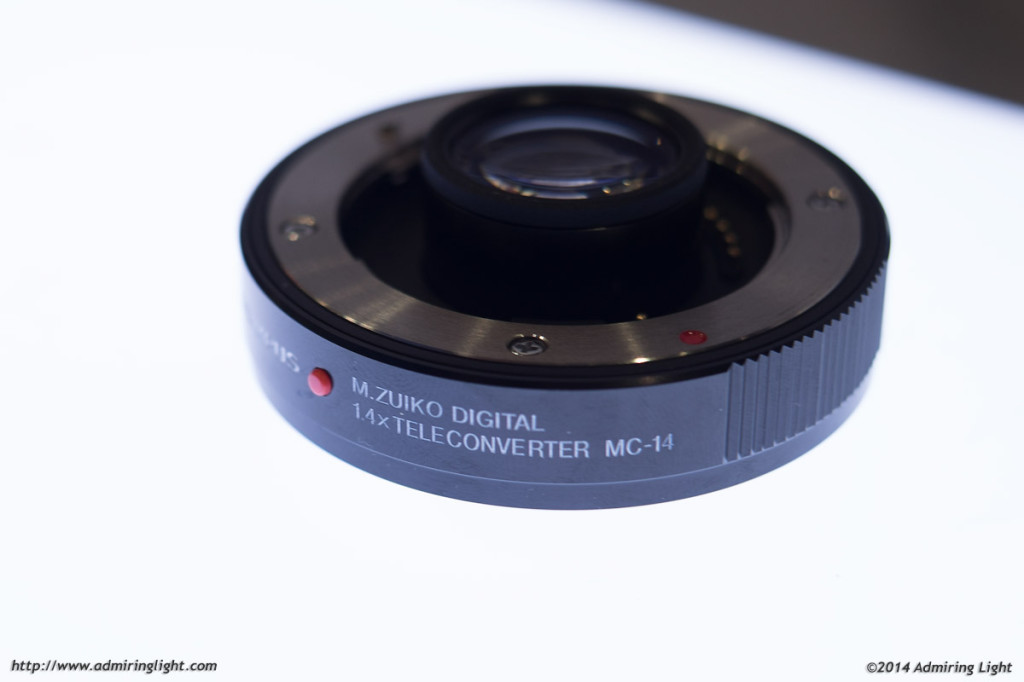 Hands On: Olympus Booth (40-150mm f/2.8 and more)